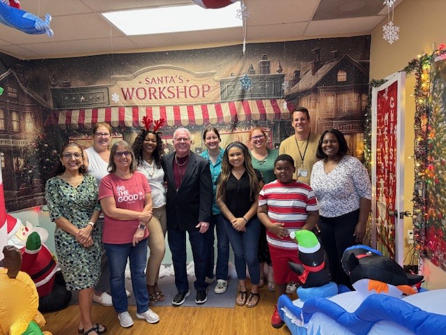 🎄 Quality Management Holiday Decorating Contest 🎄 – Children's Network ...